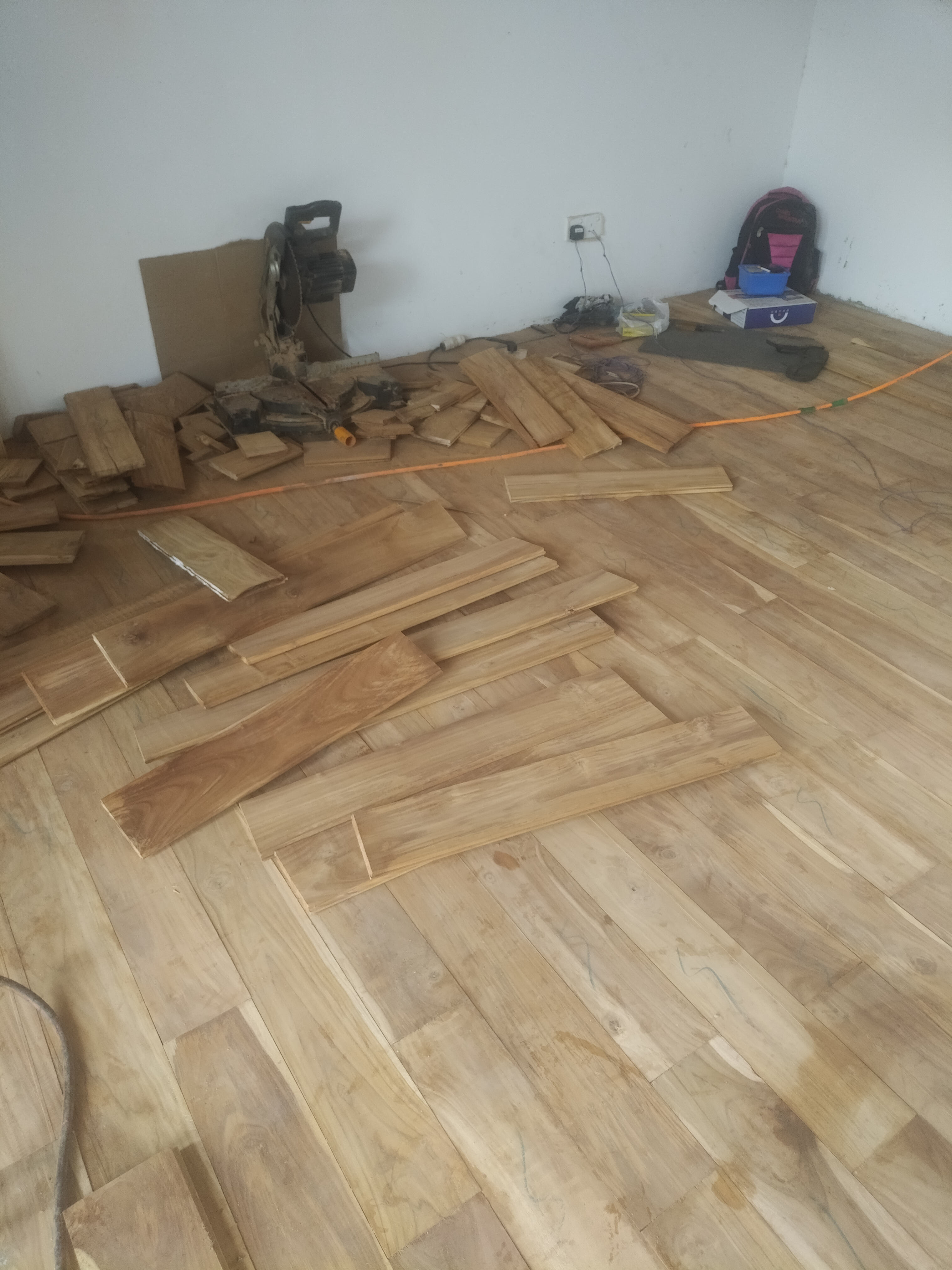 Installation of Teak wooden Flooring - Work.lk
